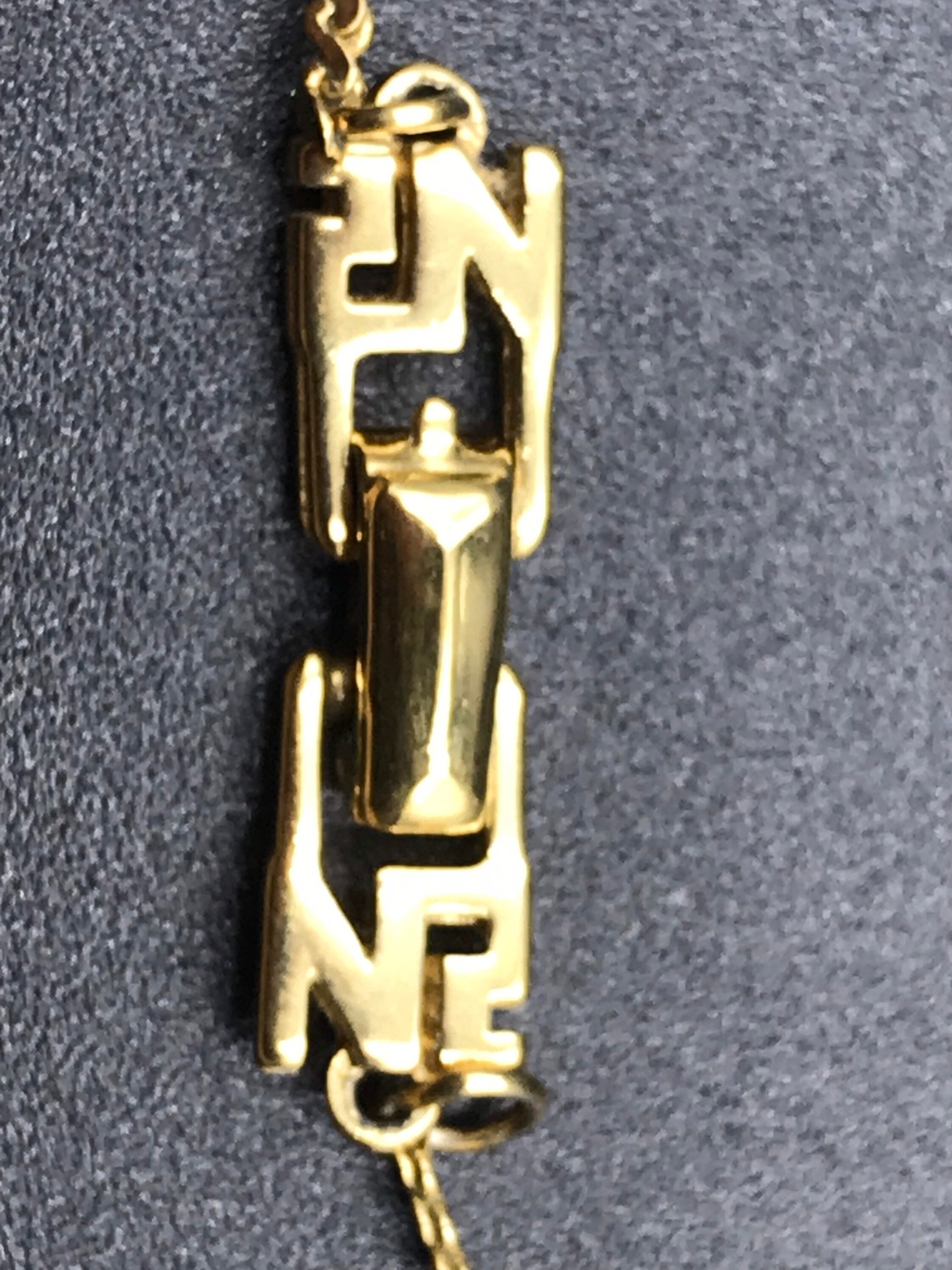 Vintage Nina Ricci NR White Ceramic Pendant Gold Tone Necklace - Etsy