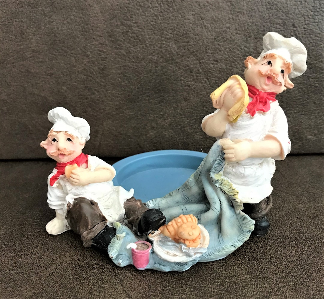 Vintage Resin Italian Chef Figurines Holding Bread Wine or Plant Holder ...