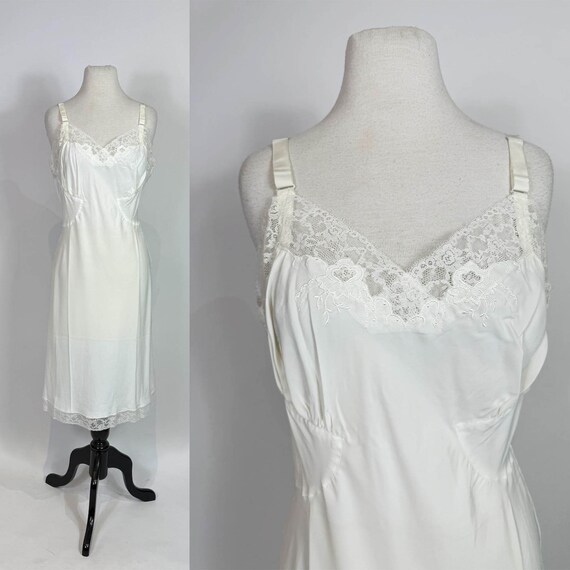 1950s 1960s Barbizon White Crepe Lace Slip Dress Gem