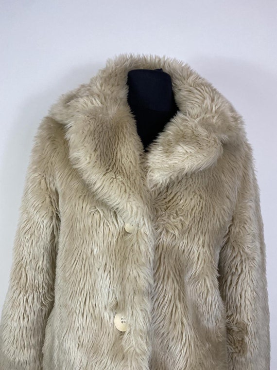 1990s - Y2K BNCI Beige Faux Fur Coat - Gem