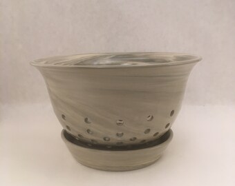 Ceramic Colander - Etsy