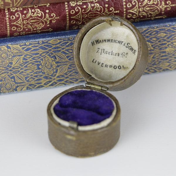 Antique Ring Box - Etsy