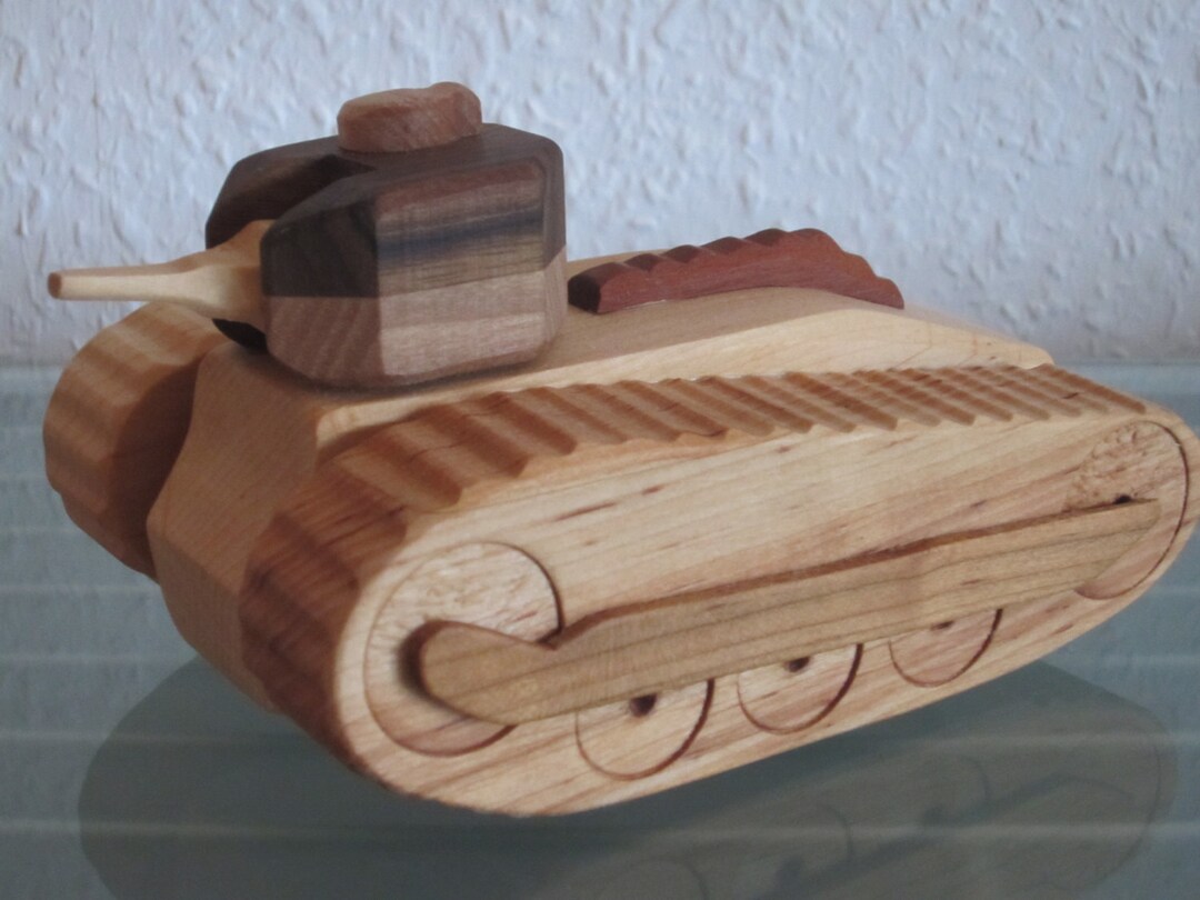Tanks Battle Tank Tracked Vehicle HANDMADE Standing Model Very Large ...