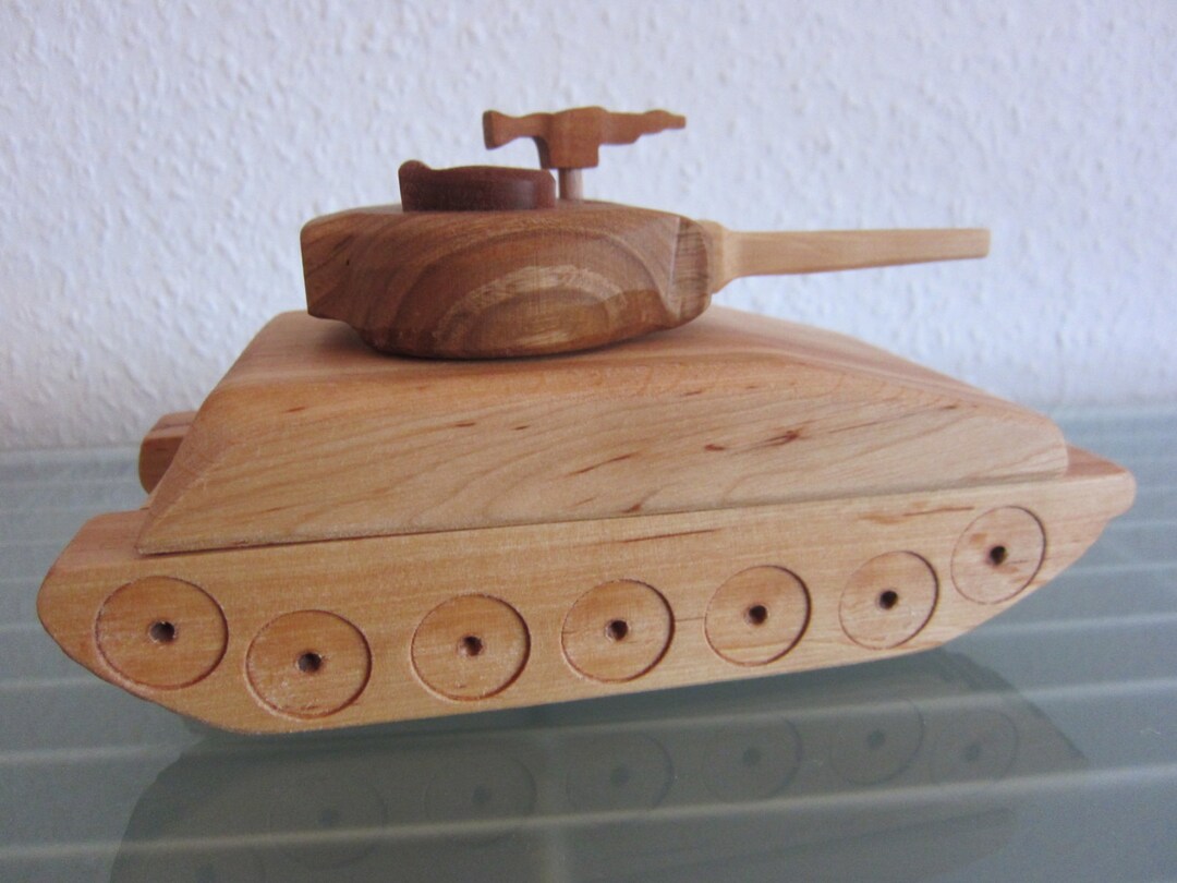Tanks Battle Tank Tracked Vehicle HANDMADE Standing Model Very Large ...