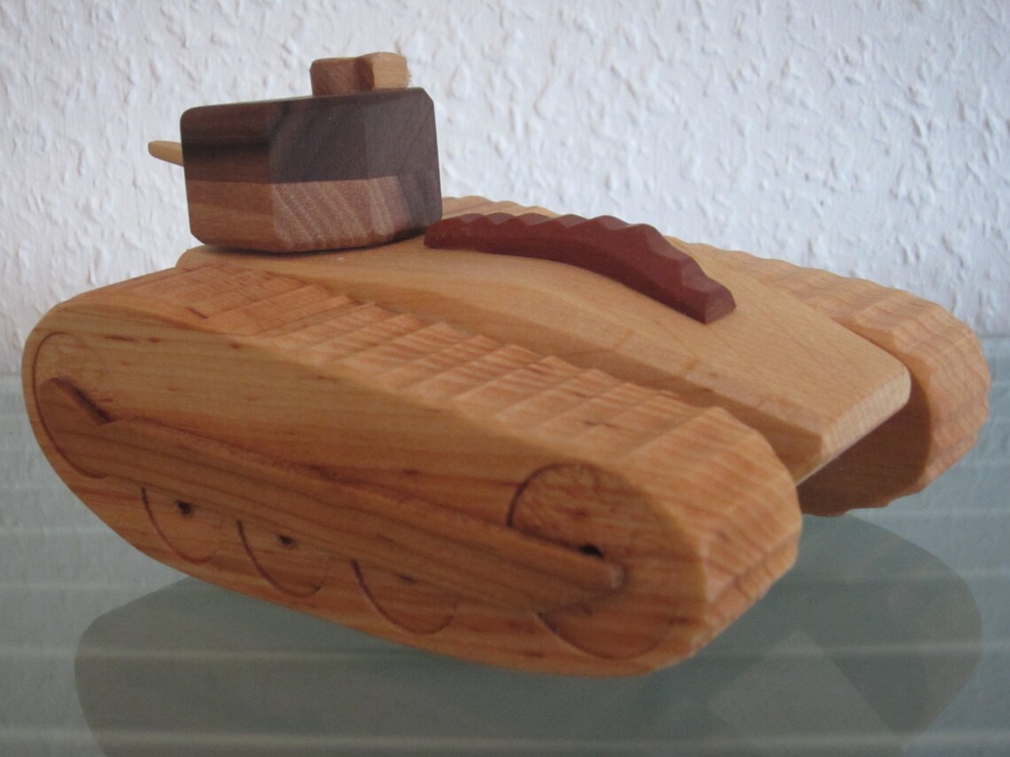 Tanks Battle Tank Tracked Vehicle HANDMADE Standing Model Very Large ...