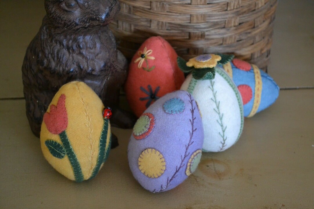 Wool Applique Penny Rug E-pattern Pdf WOOLLY EASTER EGGS Digital ...