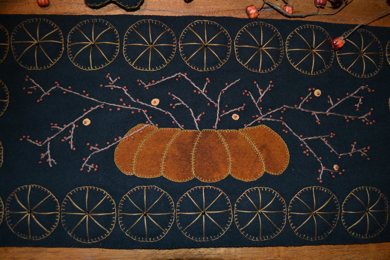 Wool Applique Penny Rug E-pattern Pdf BITTERSWEET RUNNER Digital ...