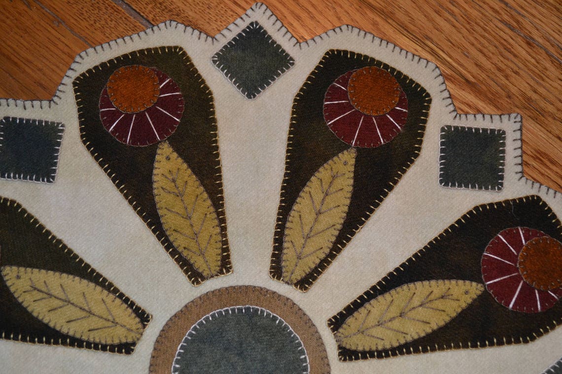 Wool Applique E-pattern Primitive Folk Art Wool Penny Rug Pattern Pdf ...