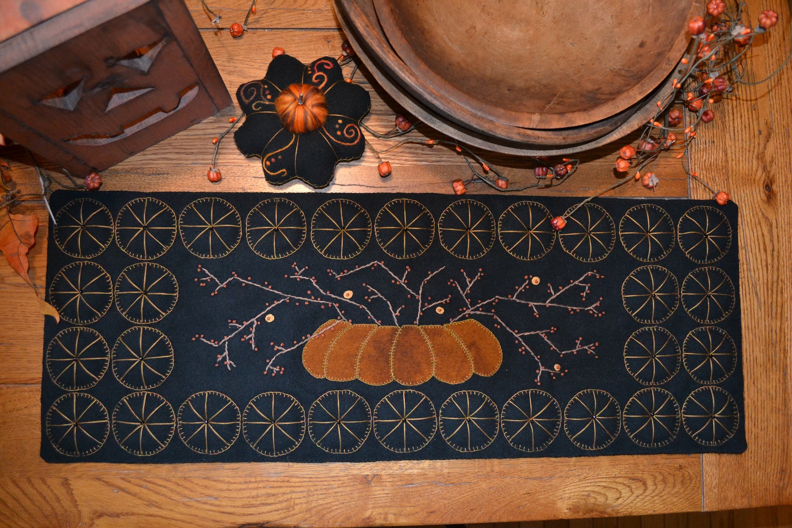 Wool Applique Penny Rug E-pattern Pdf BITTERSWEET RUNNER Digital ...