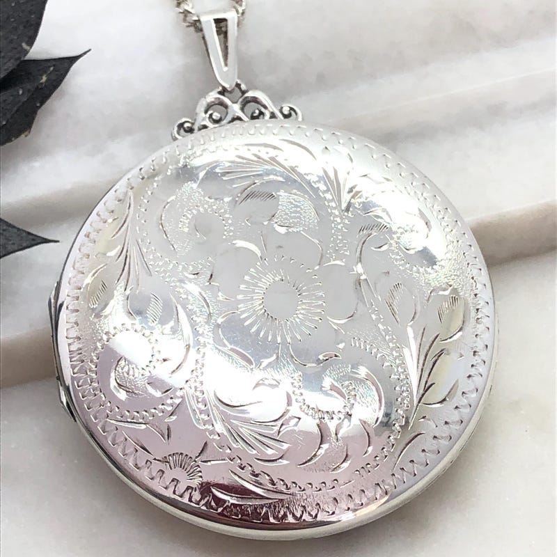 Extra Large Locket - Etsy