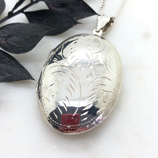 Oval Locket Pendant - Etsy