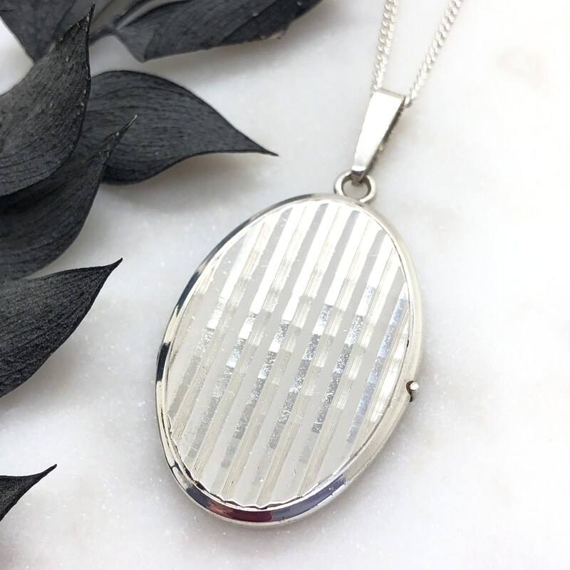 Oval Locket Pendant - Etsy