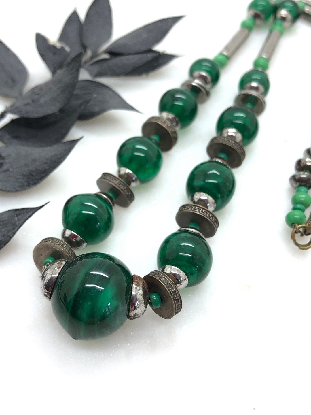 Art Deco Green Swirl Glass & Chrome Bead Necklace on Chain - Etsy