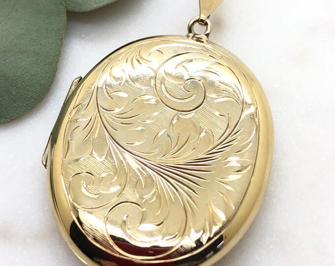 Large Vintage 9ct Gold on Sterling Silver Engraved Locket Pendant ...