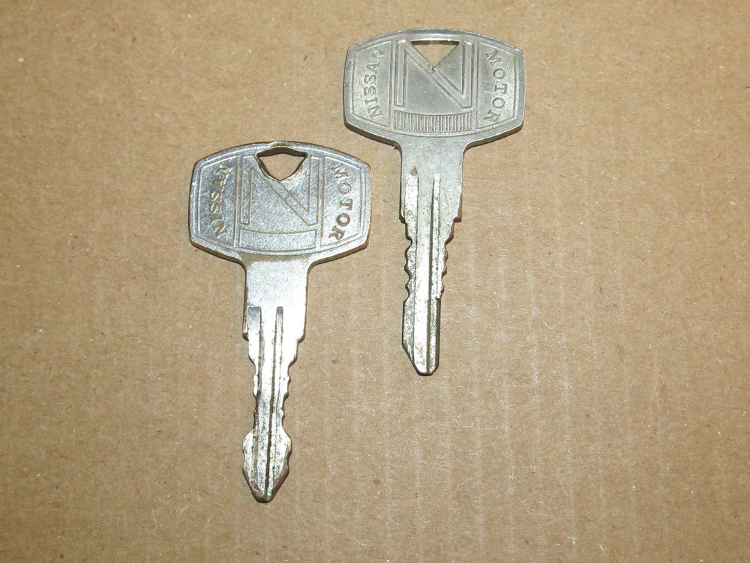 2 Old Vintage Keys Nissan Motor Auto Car Truck Keys / Nissan Ignition ...