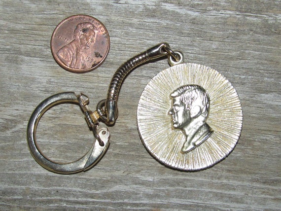Vintage JFK John Kennedy Coin Medal Keychain "Ask Not… - Gem