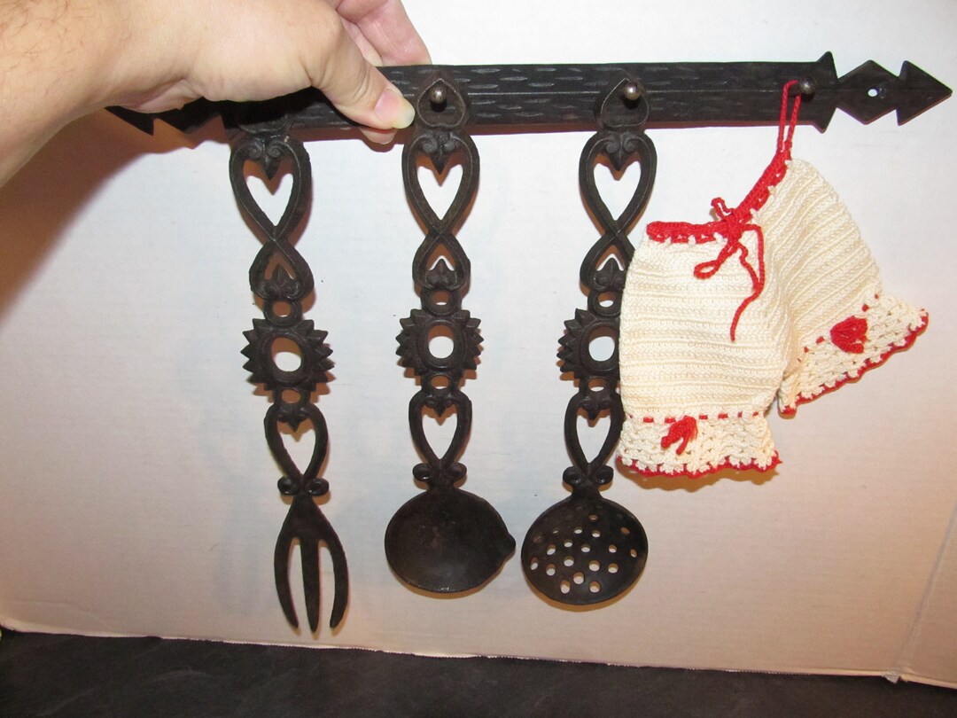 Vintage Cast Iron Decorative Kitchen Utensils Wall Hanging Set With ...