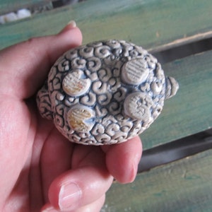 2 Miniature Sheep Figures / Artesania Rinconada Animal 23 Sheep Made in ...