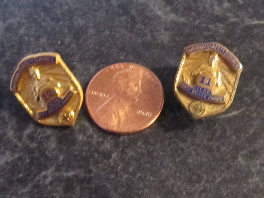 2 Vintage National Safety Council Safe Driver Awards Screw Back Pins ...