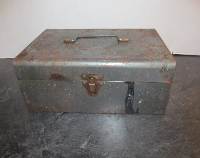 Vintage Small Metal File Check Tool Box / Hinged Lid / Painted Chippy ...