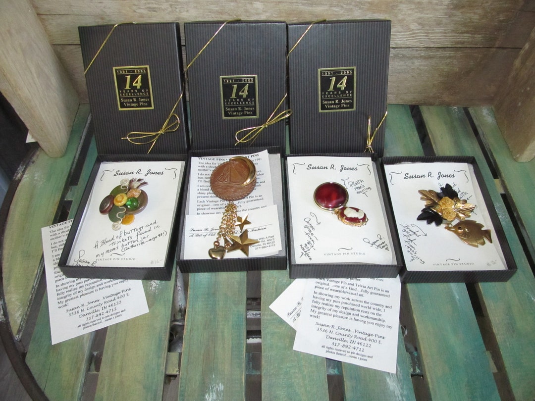 Vintage Susan R Jones Vintage Pin Studio Brooches / Choice of 4 One of ...