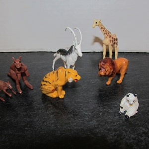 Vintage Miniature Plastic Zoo Animal Toys Made in Hong Kong / Set of 7 ...