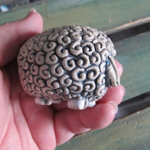 2 Miniature Sheep Figures / Artesania Rinconada Animal 23 Sheep Made in ...