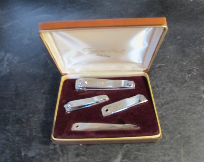 Vintage Treasure Chest by Trim / 4 Piece Manicure Set Nail Cilppers ...