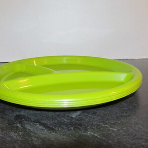 Set of 4 Packerware Bright Lime Green Round Divided Plastic Reusable ...