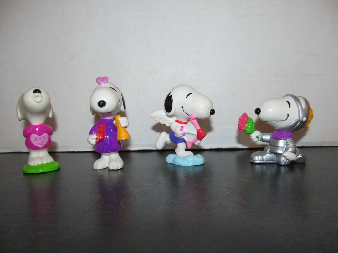 4 Vintage Peanuts Snoopy Valentines PVC Figurines Cake Toppers /whitman ...