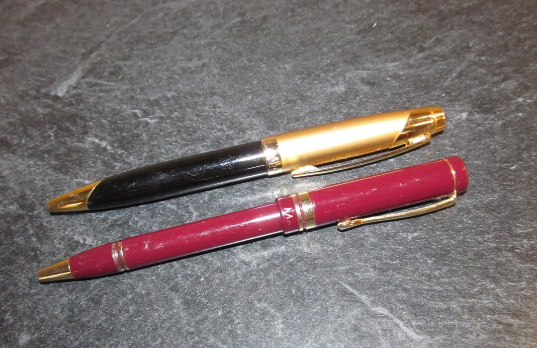 2 Vintage Montefiore Twist Ball Point Pens Burgundy and Gold & Black ...