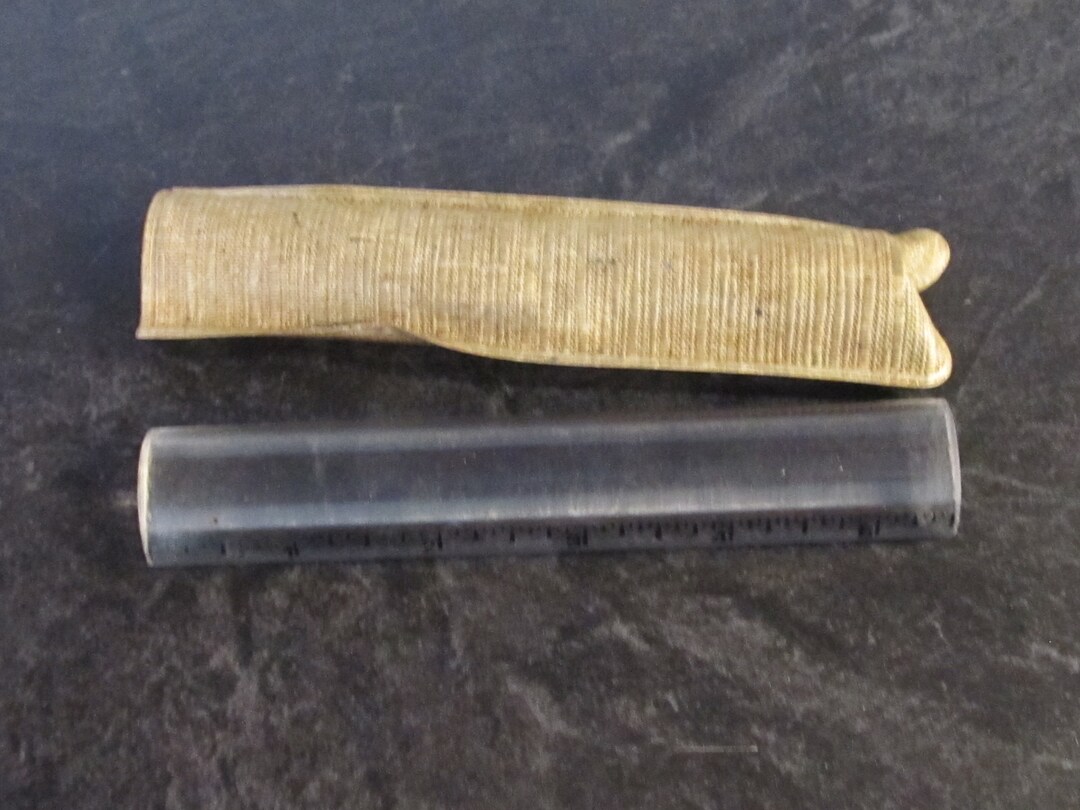 Vintage Pocket / Purse Size Plastic Reading Magnifier / Sliding Page ...