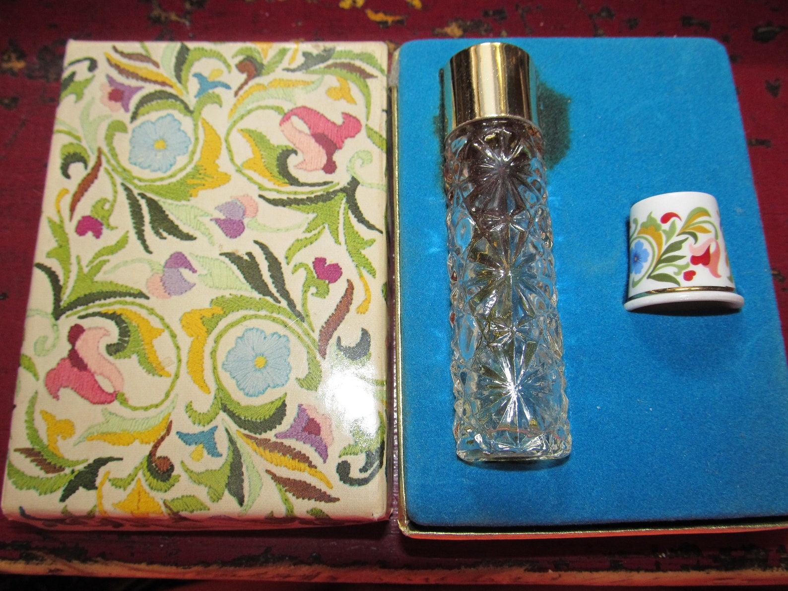 Vintage Ariane Gift Set Perfume Bottle With Porcelain Floral - Etsy