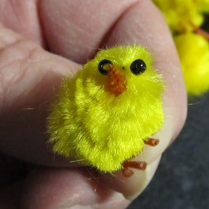 15 Vintage Tiny Chenille Pipe Cleaner Pom Pom Mini Miniature 1/2 Easter ...