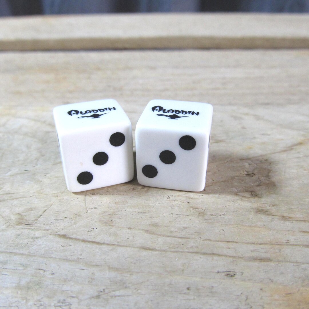 Pair of Vintage Aladdin Dice Square White Dice With Magic Lamp - Etsy