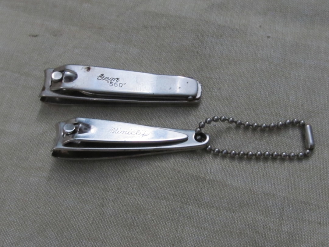 2 Pair Vintage Cook Fingernail Clippers ~ Cook "miniclip" Nail Clippers ...