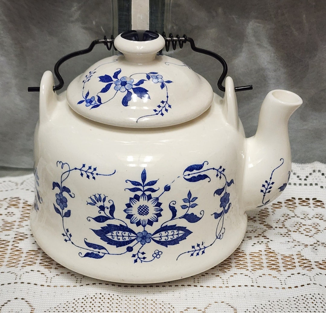 Vintage Nevco Japan Vienna Woods Blue Onion Danube Floral Flower Cobalt ...