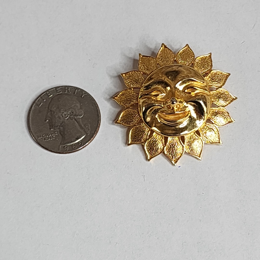 Vintage Smiling Celestial Sun Face Gold Tone Metal Jewelry Pin Brooch ...
