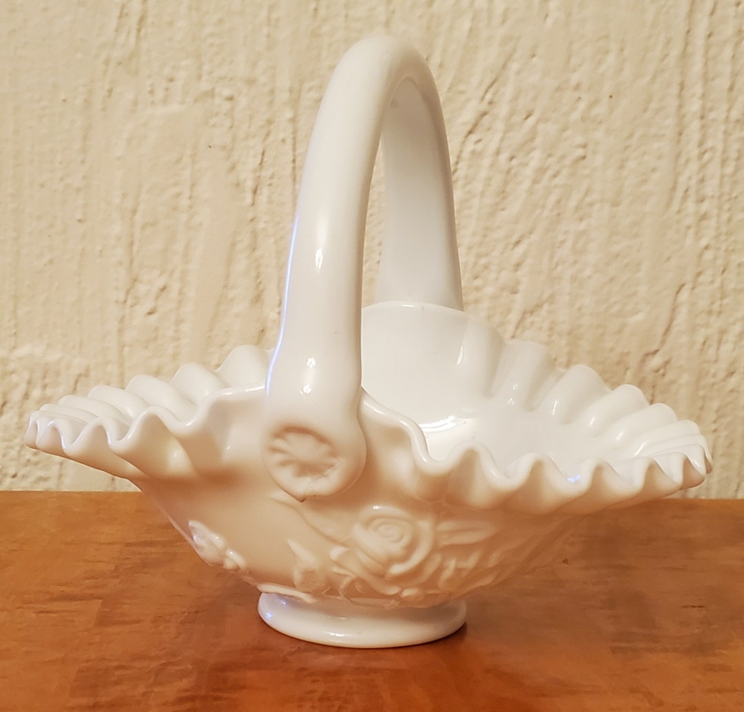 Vintage Westmoreland Rose and Lattice Trellis Embossed Large White Milk ...