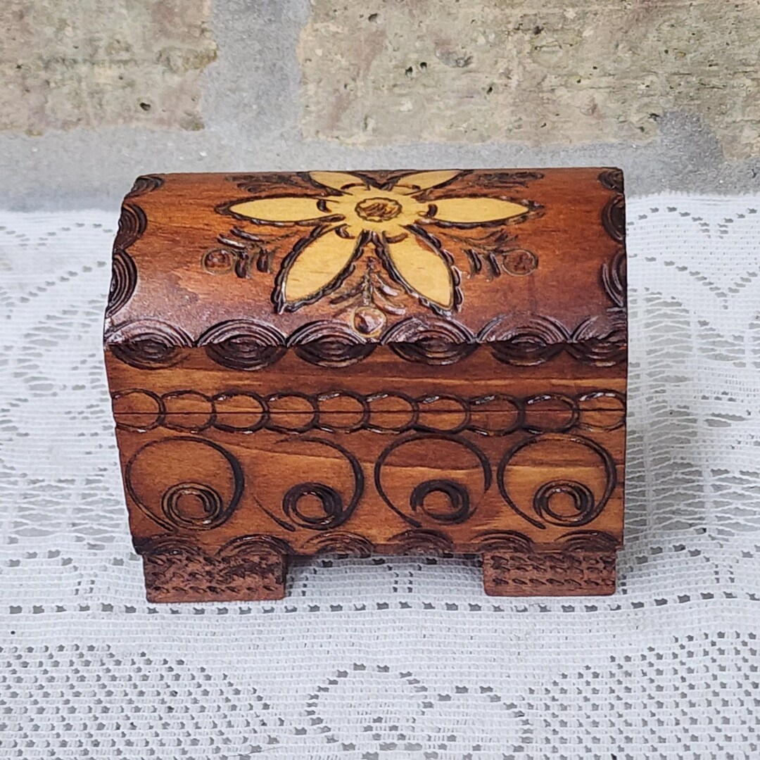Vintage Poland Polish Talerz Pyrography Hand Decorated Stained Ikat ...