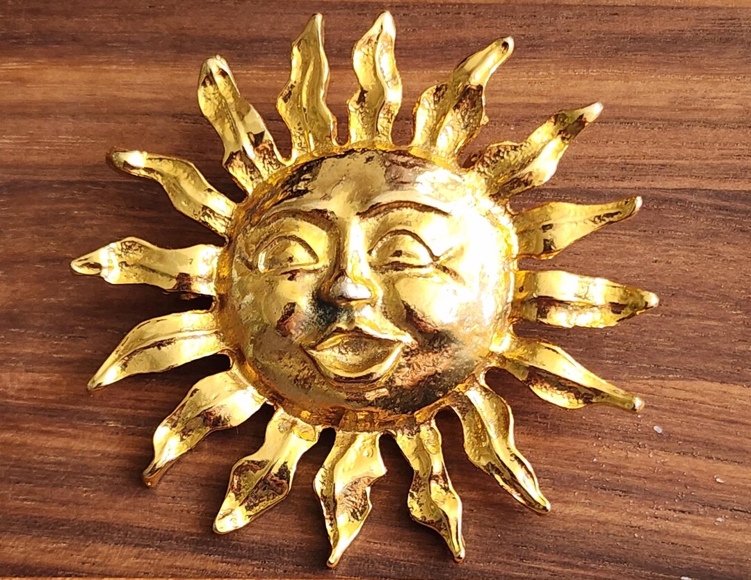 Vintage Smiling Celestial Sun Face Gold Tone Metal Jewelry Pin Brooch ...