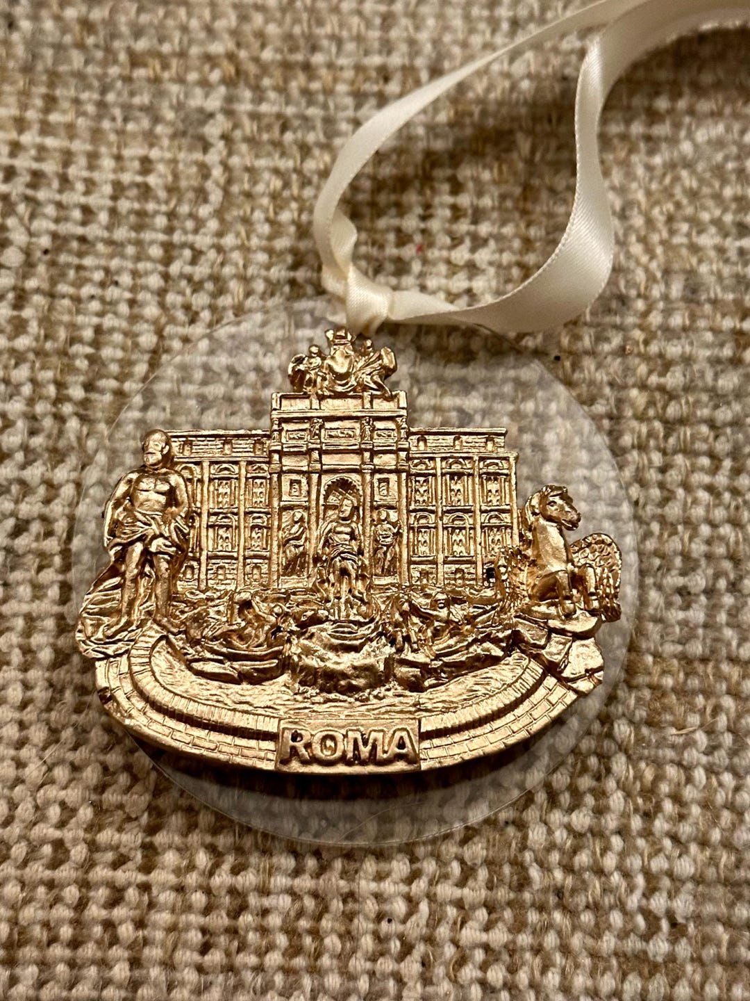 Hand Painted Gold Leaf Rome Roma Italy Trevi Fountain Acrylic Disc ...