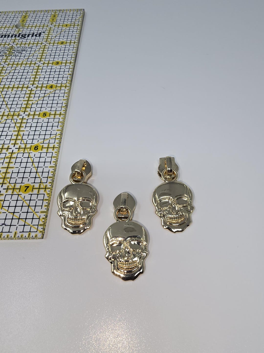 New Set of 3 Gold Colored Horror Skull #5 Nylon Zipper Pulls Zipper ...