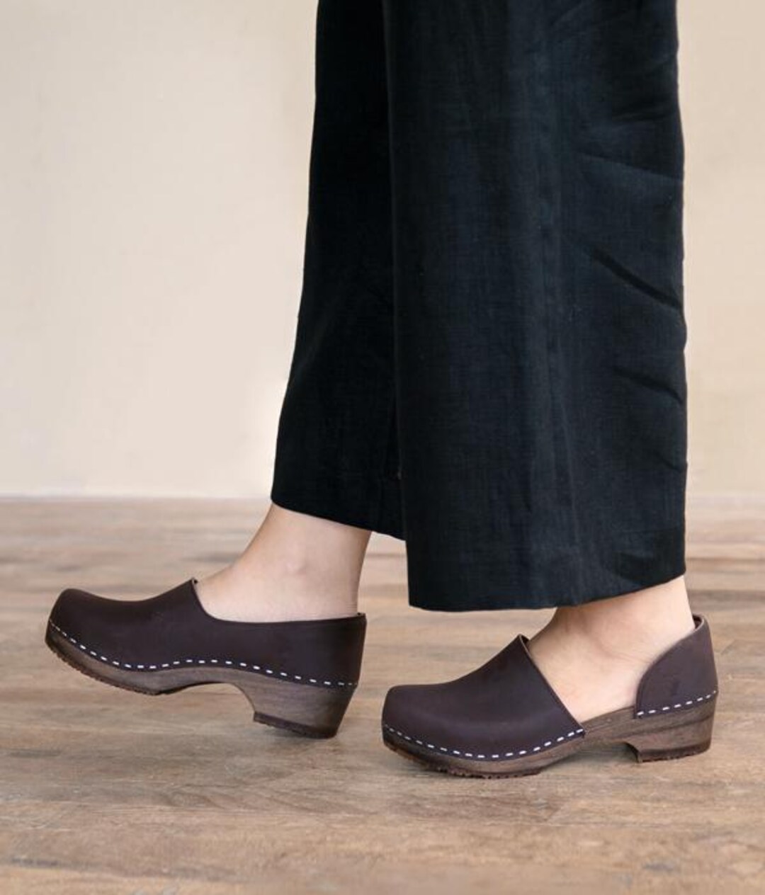 Closed Back Clogs, Women Clogs, Clog Shoes, Mule Shoes, Handmade ...