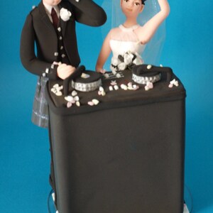 Personalised DJ Couple Wedding Cake Topper - Etsy