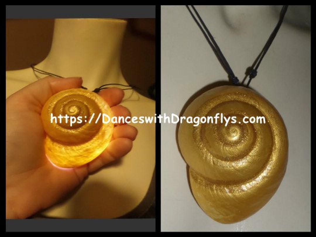 Ursula Shell Necklace Gold Glitter Painted Voice Stealing, Inspired ...