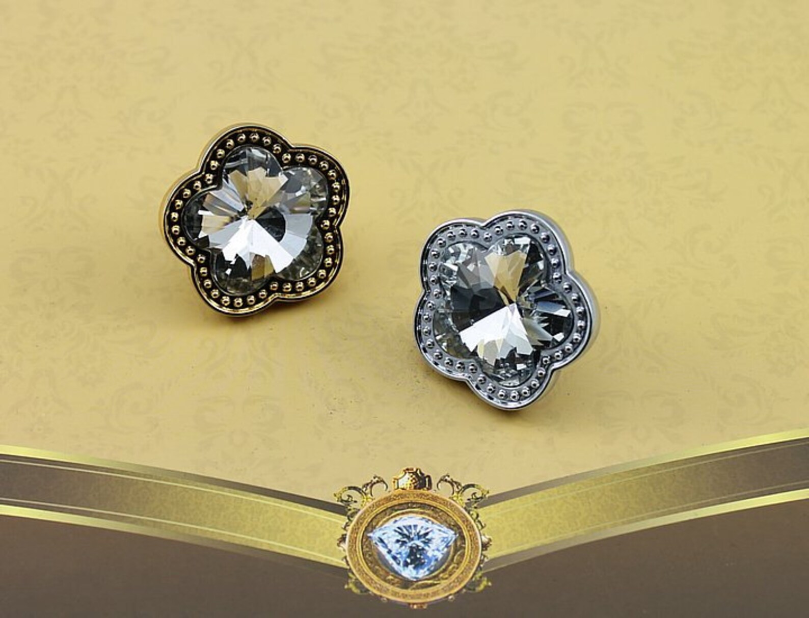 Sparkly Glass Knobs / Crystal Knob Flower / Dresser Knobs / - Etsy