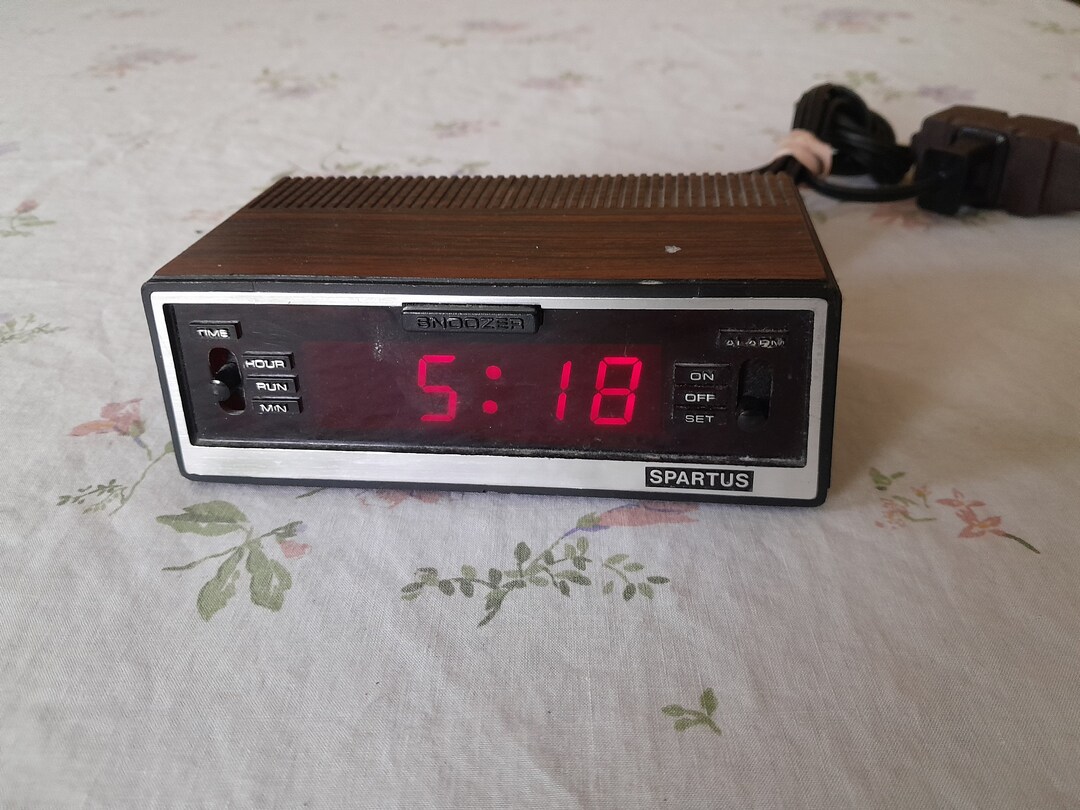 Small Vintage Spartus Alarm Clock - Etsy
