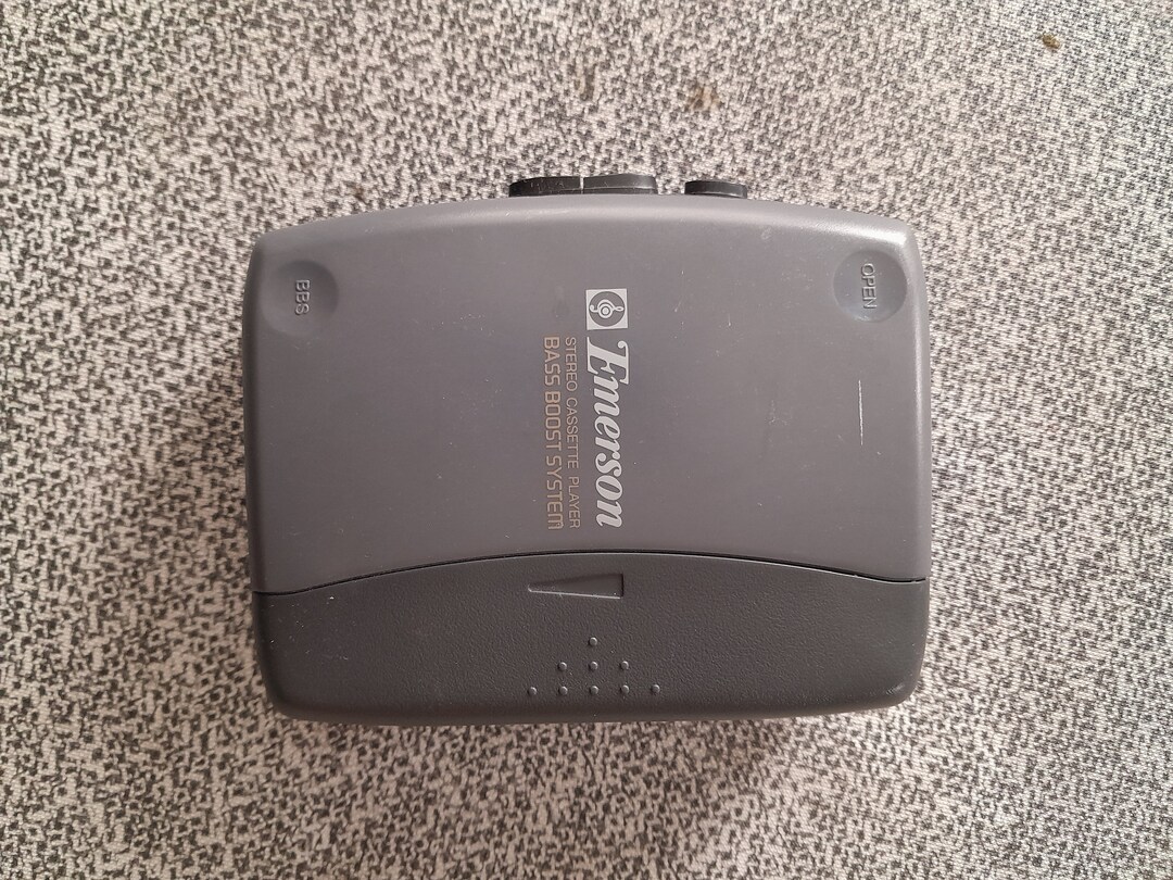 Emerson Portable Cassette Walkman Tape Player Battery Powered W/ Sport ...