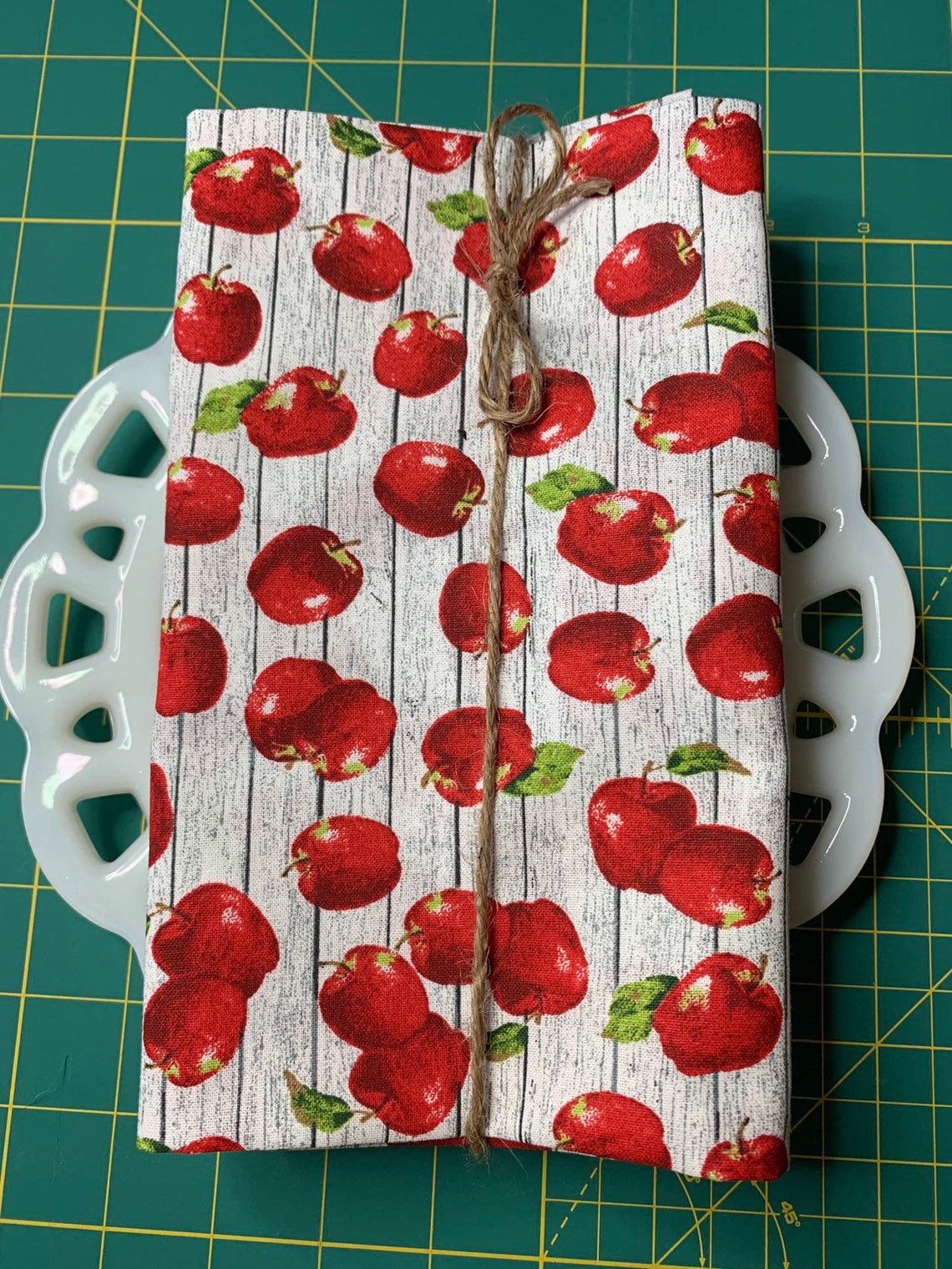 Fall Apple Cloth Napkin - Etsy